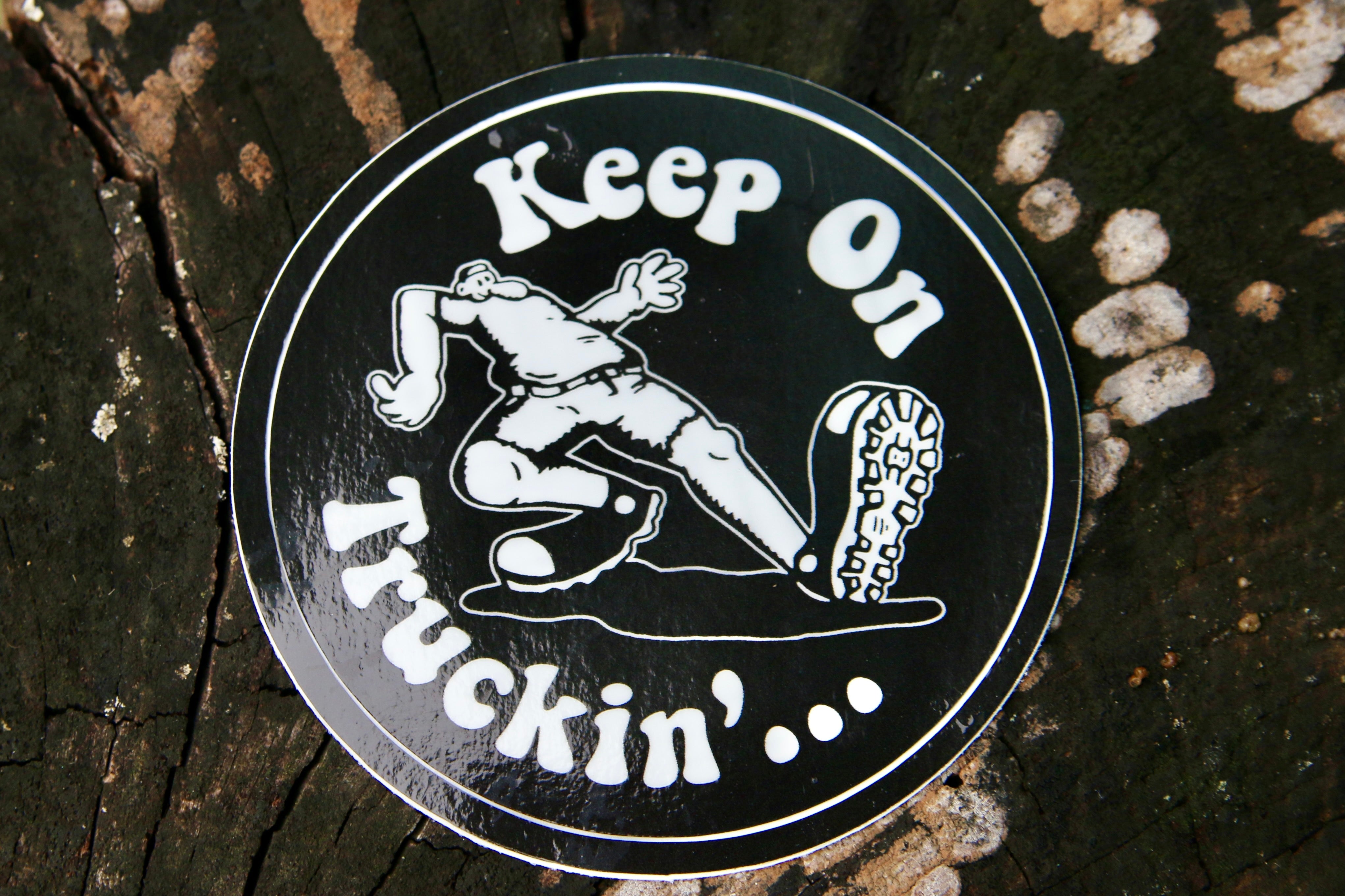 Keep on Truckin' round sticker – Bike Jerks